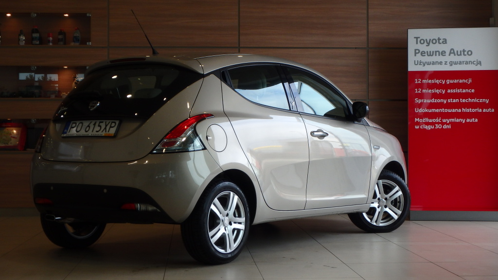 Lancia Y psilon 1.2 8V Gold S&S Benzyna, 2013 r. - autoranking.pl