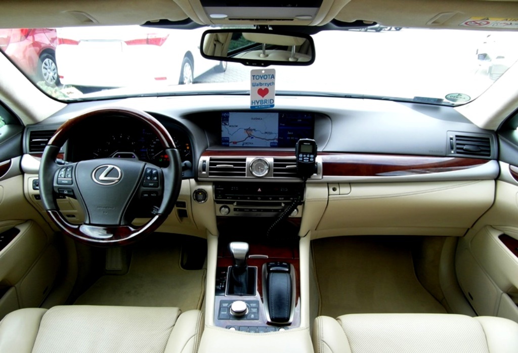 Lexus LS 460 AWD Elite President NV ML Benzyna, 2013 r. - autoranking.pl